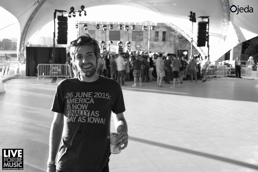 Umphrey's McGee Guitarist Jake Cinninger Plays Percussion During Epic ...