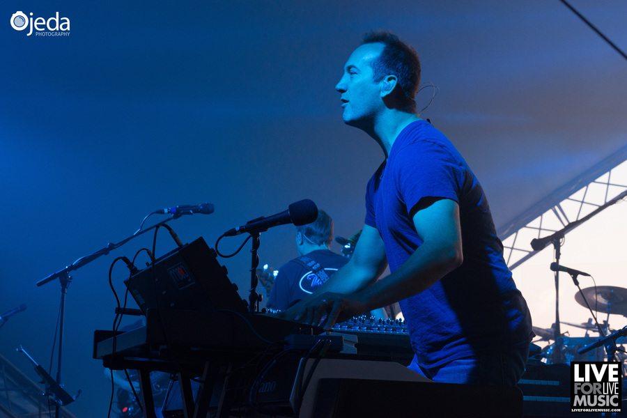 Umphrey's McGee Guitarist Jake Cinninger Plays Percussion During Epic ...