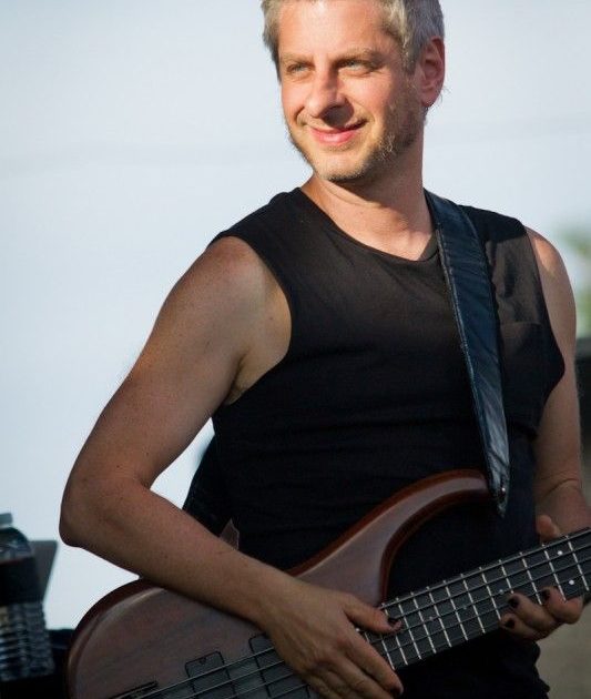 Phish Debuts Four Songs, Plays Mind-Blowing Jam In Second Night Of ...