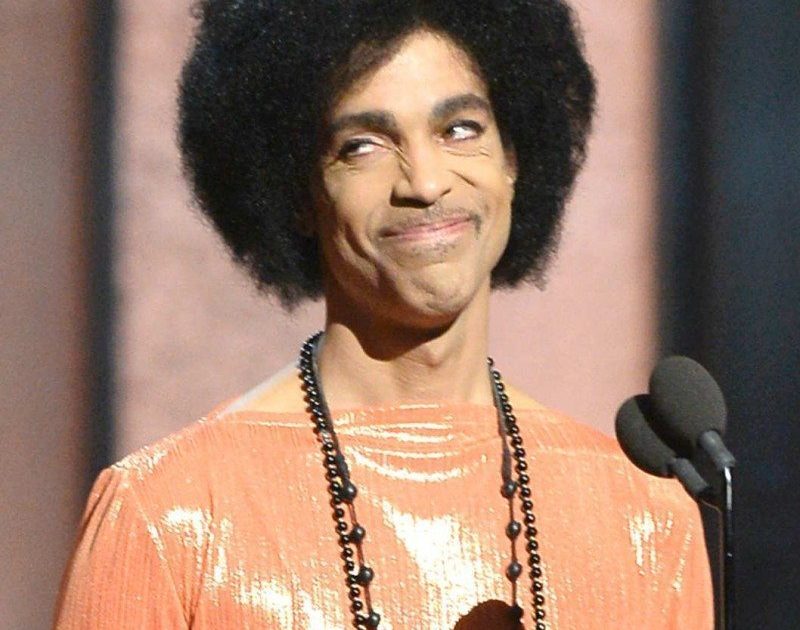 Prince Likens Record Contracts To Slavery In Rare Meeting With Press