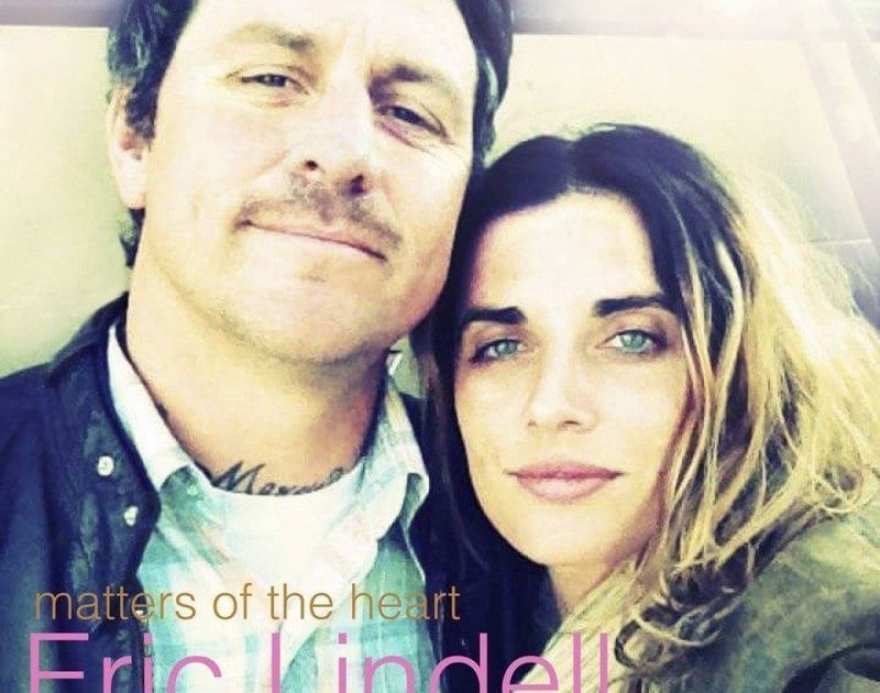 Eric Lindell's Newborn Baby Is On Life Support, And The Family Needs ...