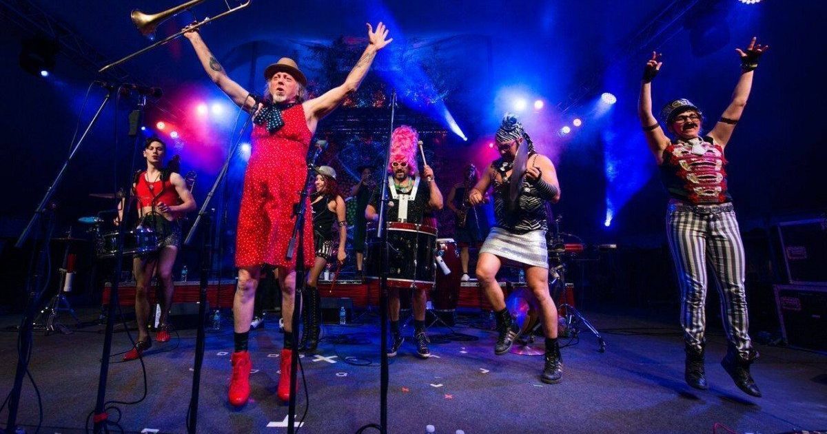 MarchFourth Takes Stand For LGBTQ Rights By Performing In Drag [Photos ...