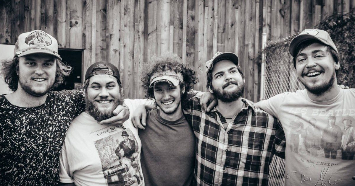 Horseshoes & Hand Grenades Debut Talking Heads Video, Announce Falco ...