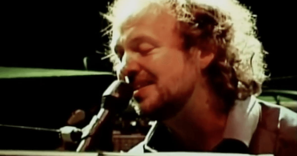 Watch The Emotional "Velvet Sea" From The "Final" Phish Show At ...