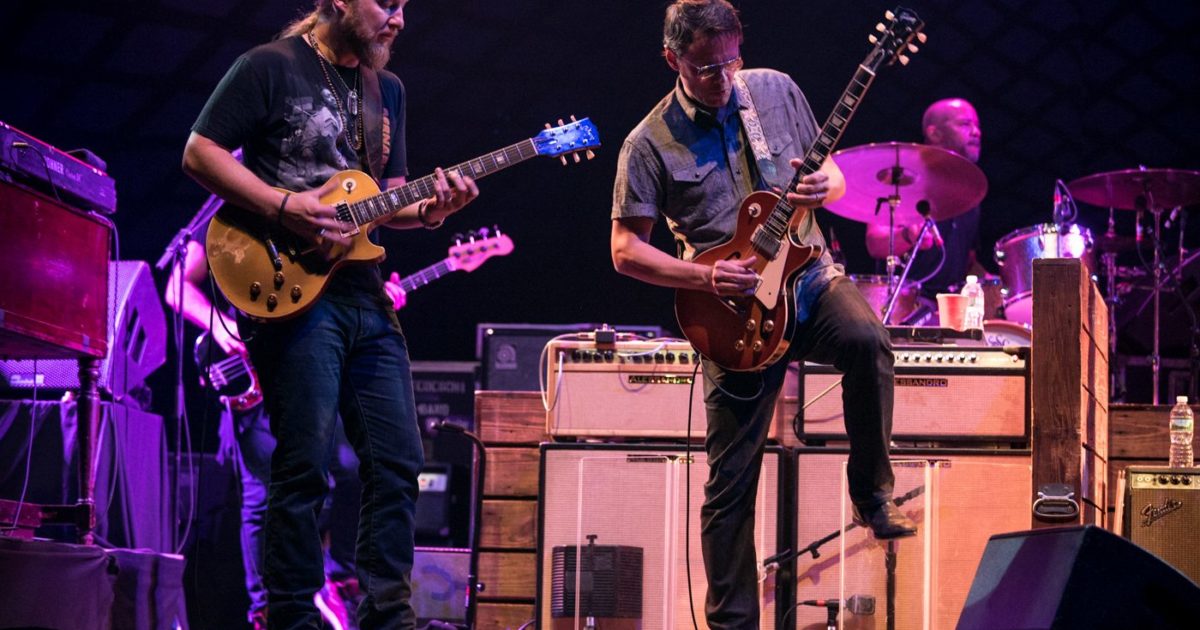 Watch Tedeschi Trucks Band Scorch "Elizabeth Reed" With Luther Dickinson