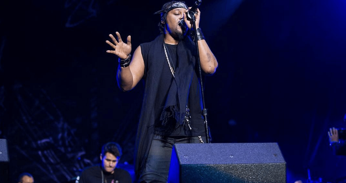 The Roots Bring D'Angelo, John Mayer, Common, Dave Chappelle, and ...