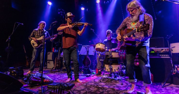 String Cheese Incident Shares Old-School "Black and White" From 2000