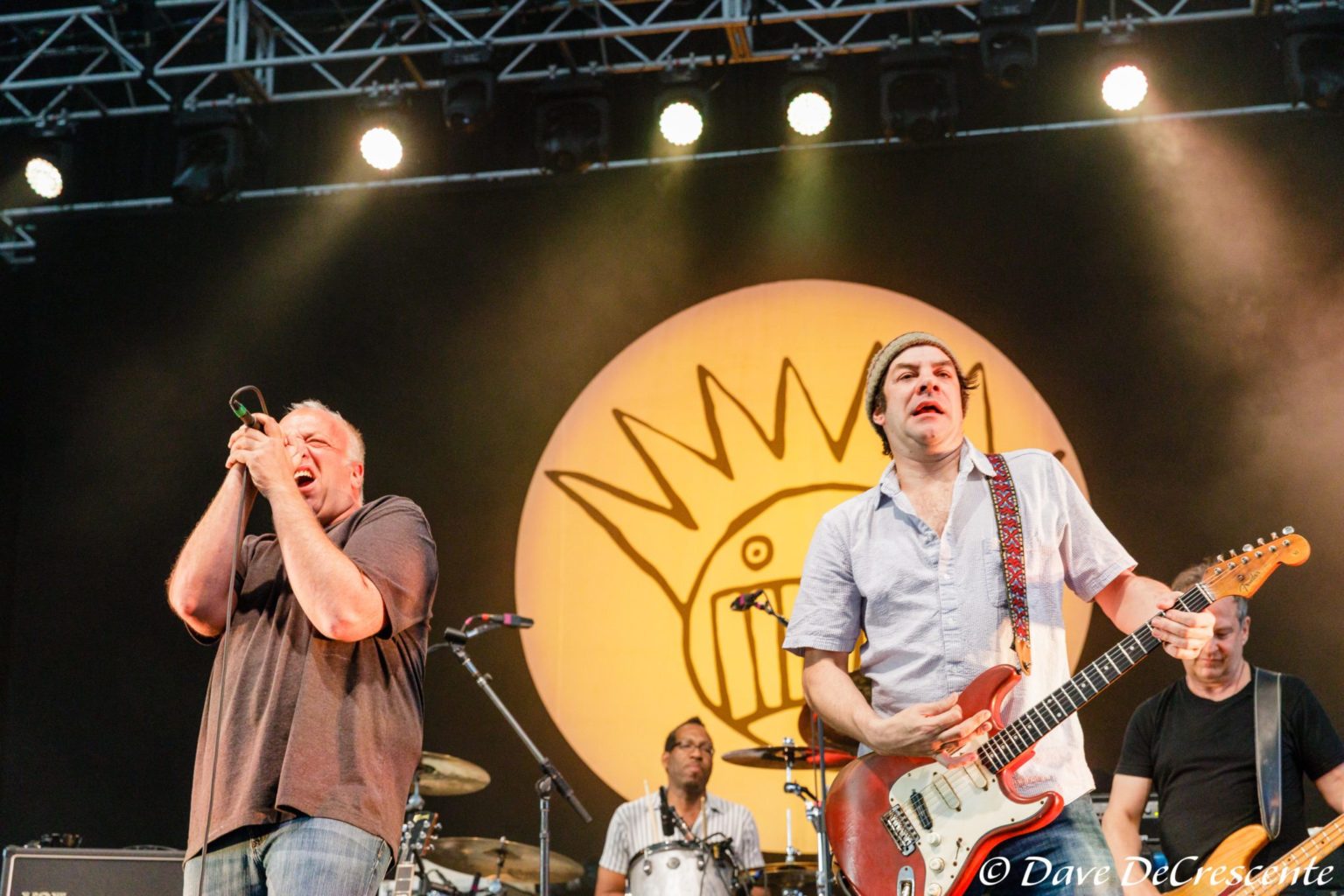 Ween Plays Their 1997 Album "The Mollusk" In Full For Oregon Crowd [Videos]