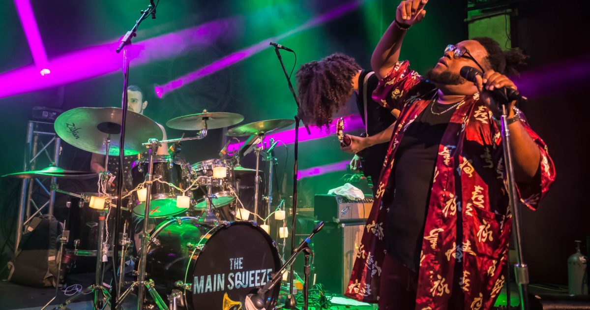 PHOTOS: The Main Squeeze Gives Thanks In Indianapolis, 11/22/2017