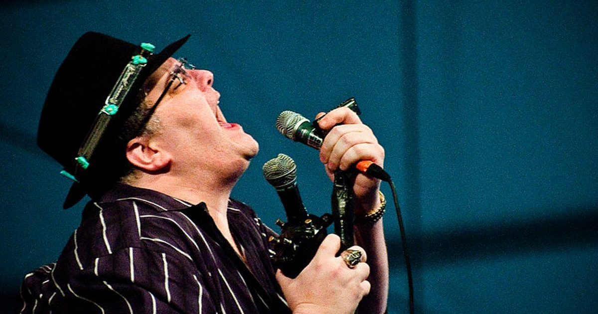 Blues Traveler's John Popper To Appear On 'Storage Wars' This Week