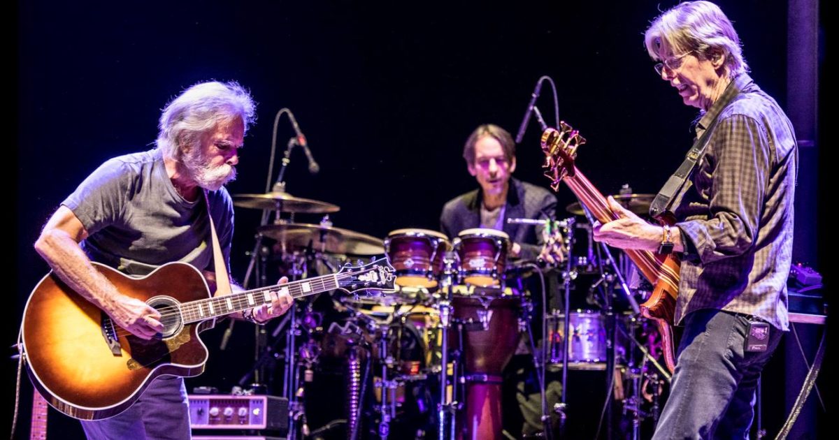 Bob Weir & Phil Lesh Open First-Ever Duo Tour At Radio City Music Hall ...