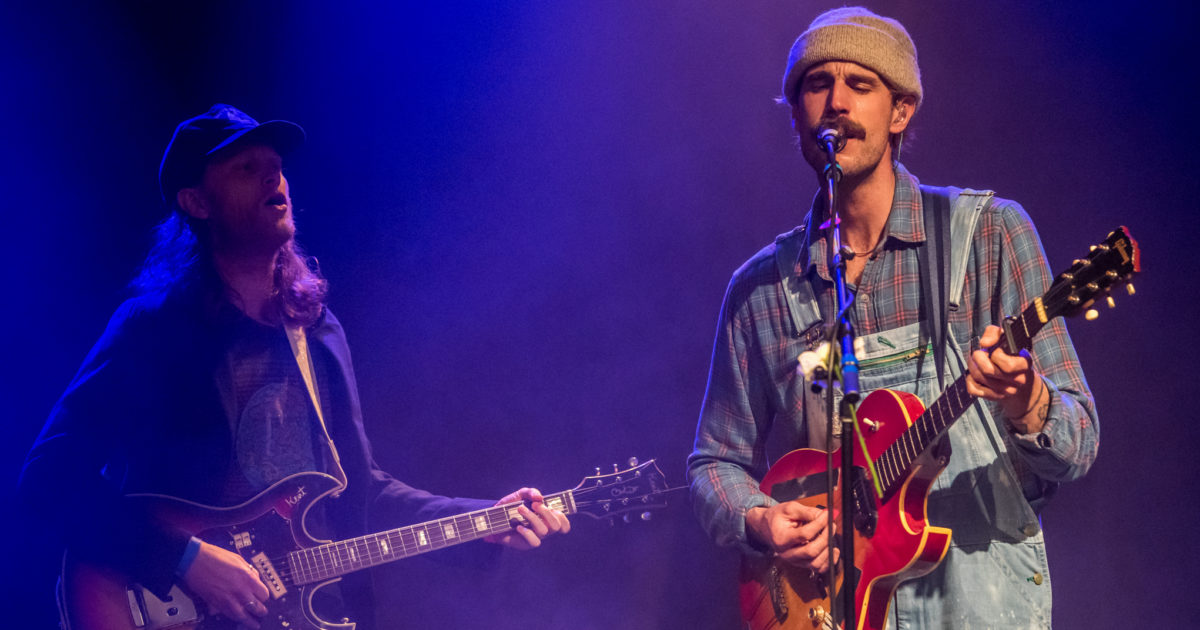 Rayland Baxter Welcomes The Lumineers' Wesley Schultz, Showcases 'Wide ...