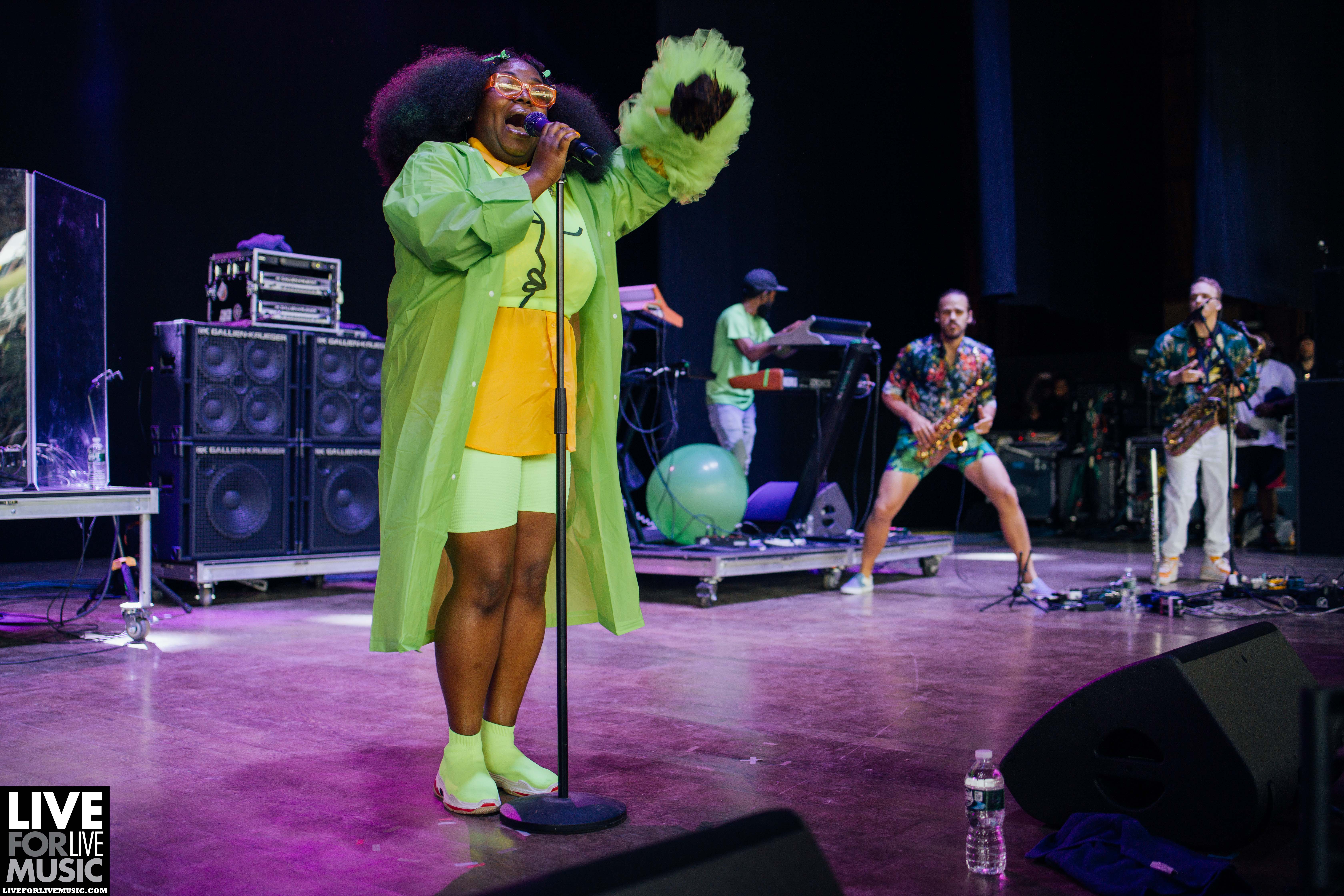 PHOTOS: The Roots, Tank And The Bangas, H.E.R., More Perform At Roots ...