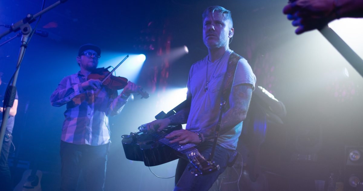 The Infamous Stringdusters' Andy Hall Talks Influences, Jam-Grass, More ...