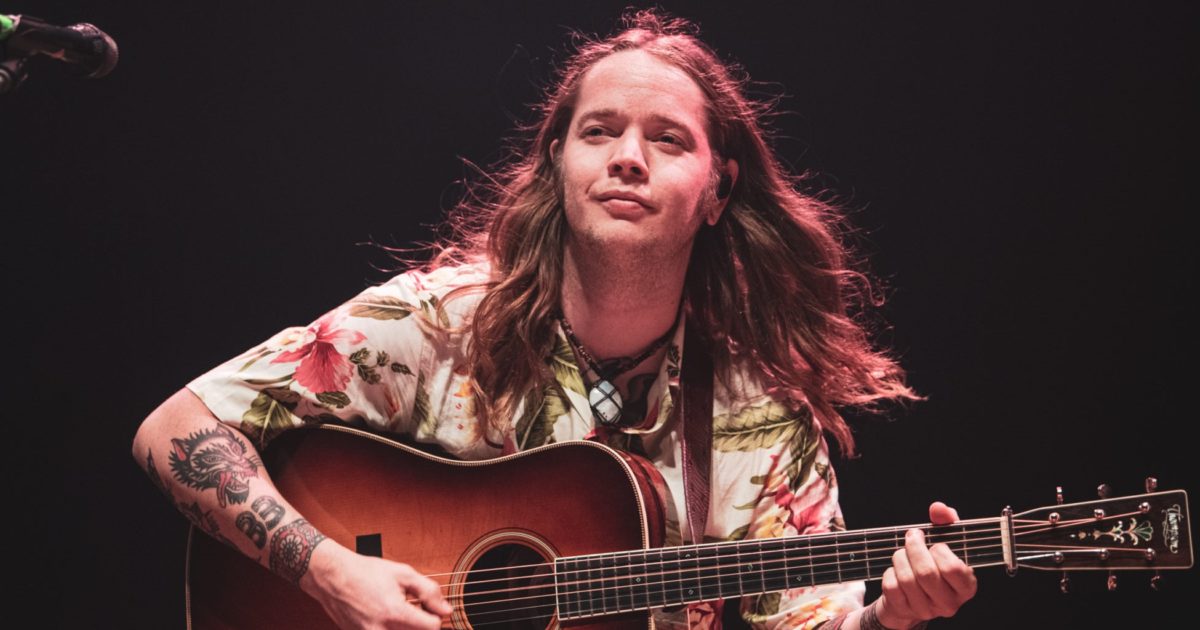 Billy Strings Covers "Ready For The Times To Get Better" In New ...