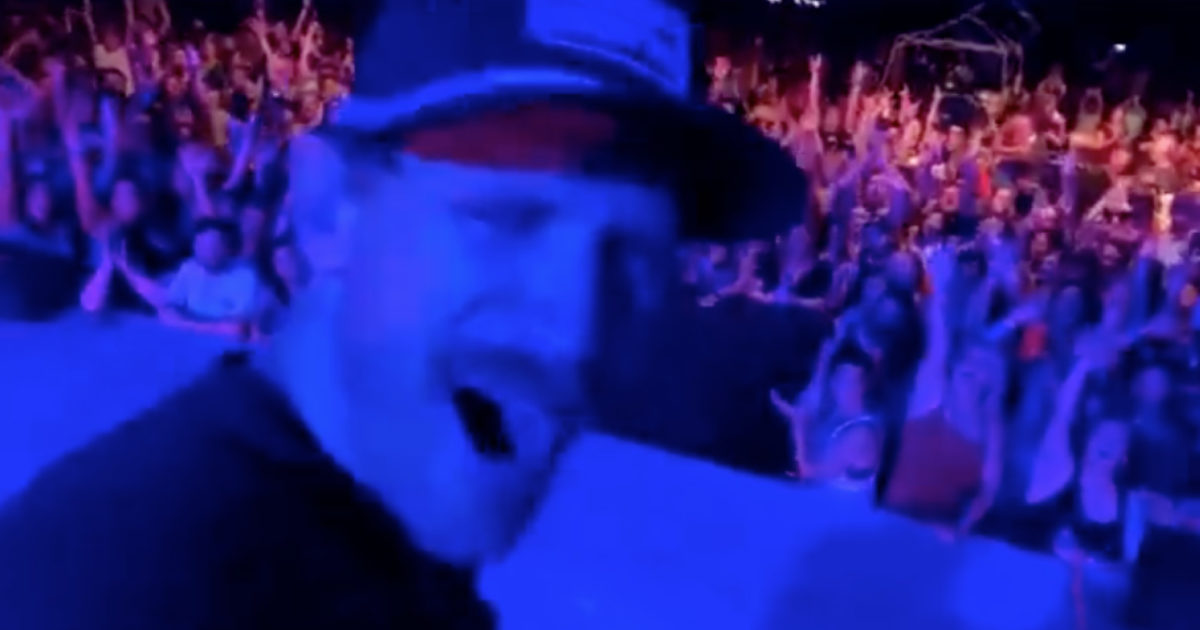 Singer Chase Rice Throws Packed Concert In TN Amid Coronavirus Spike ...