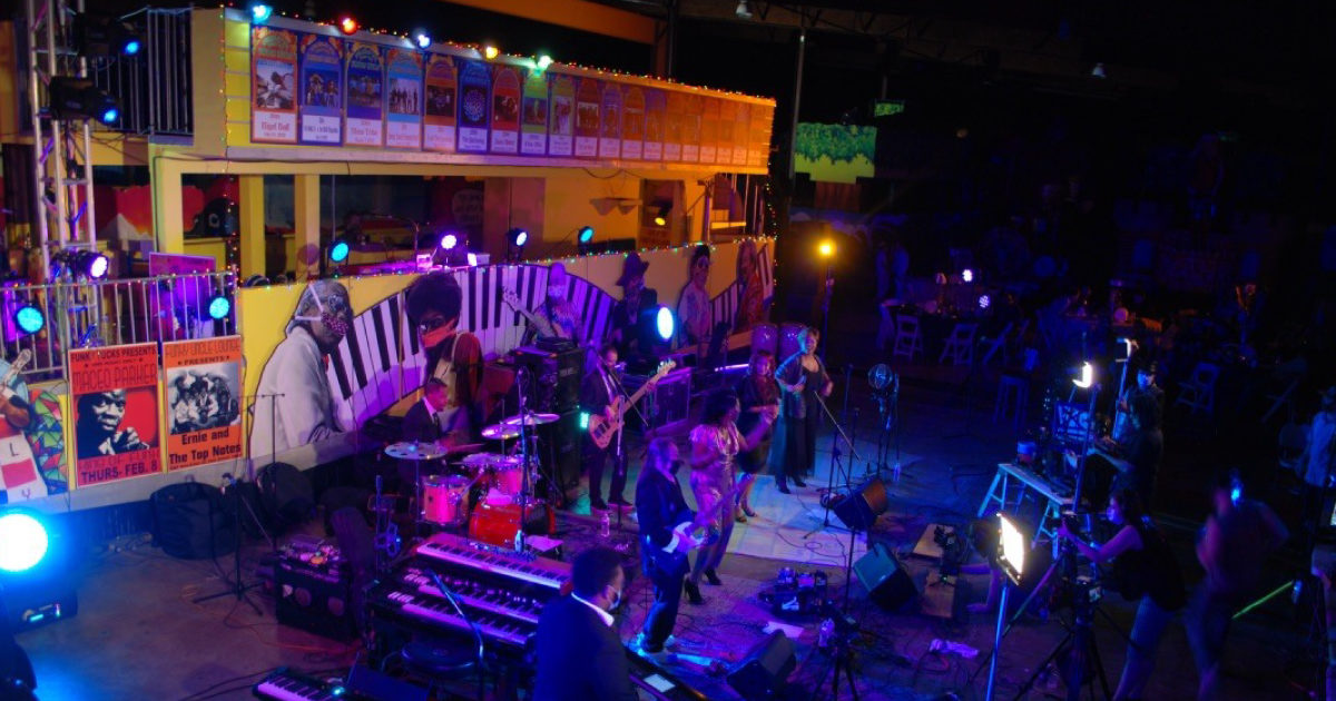 Fridays From The Funky Uncle: Moored Mardi Gras Float Becomes ...