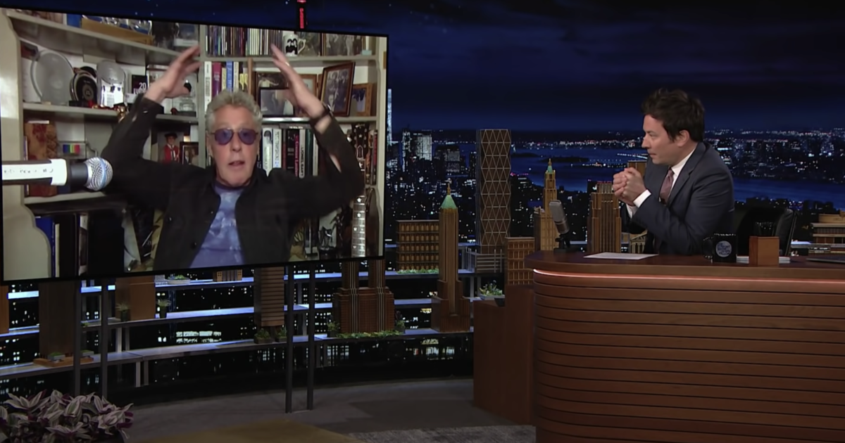 Roger Daltrey Talks His Mic-Swinging Trick, Keith Moon's Exploding Drum ...