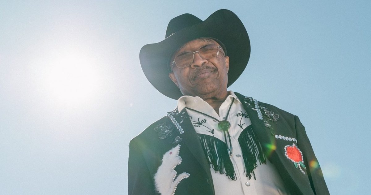 Swamp Dogg Admits 'I Need A Job...So I Can Buy More Autotune' On New ...