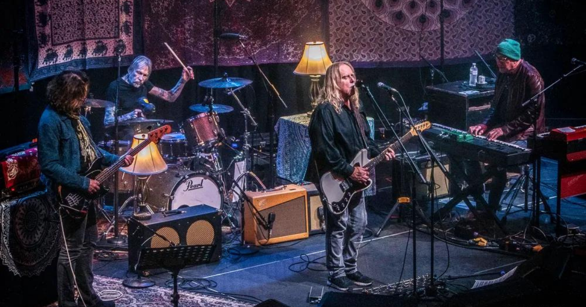 Warren Haynes Postpones Gov't Mule Tour Due To Shoulder Injury