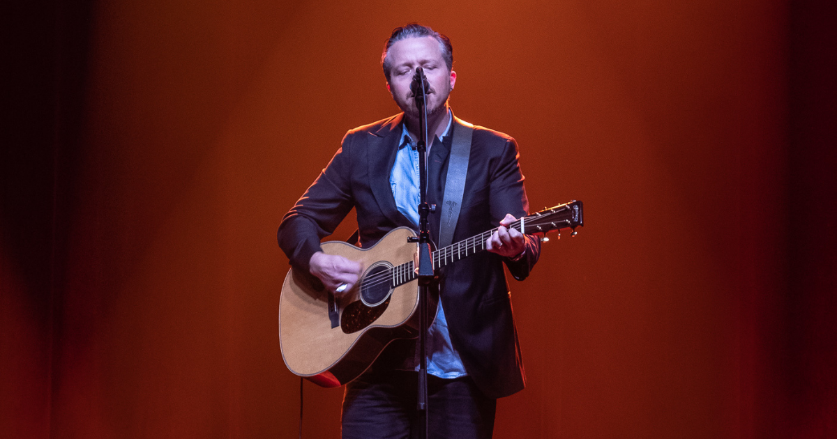 Jason Isbell Brings Acoustic Tour To The Paramount [Photos/Videos]