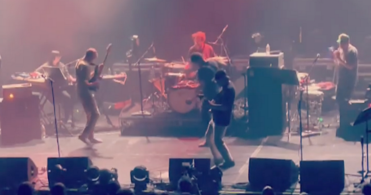 Pavement Reunites For First Show In 12 Years Ahead Of World Tour [Videos]