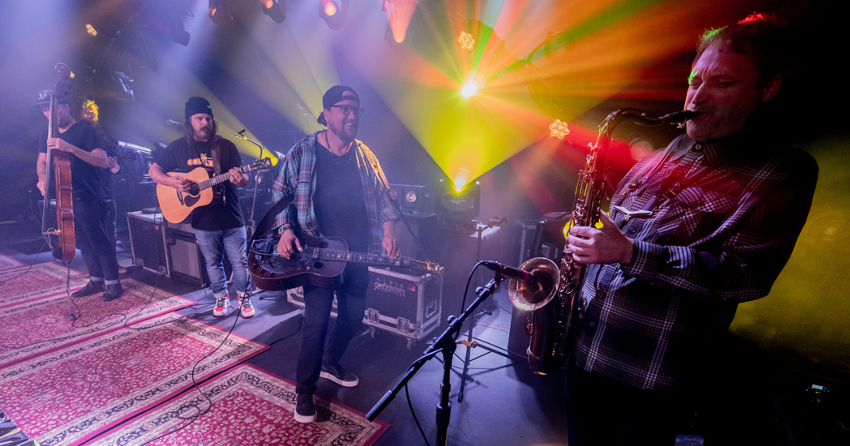 Strings & Sax: Greensky Bluegrass Welcomes Skerik In Seattle [Photos/Videos]