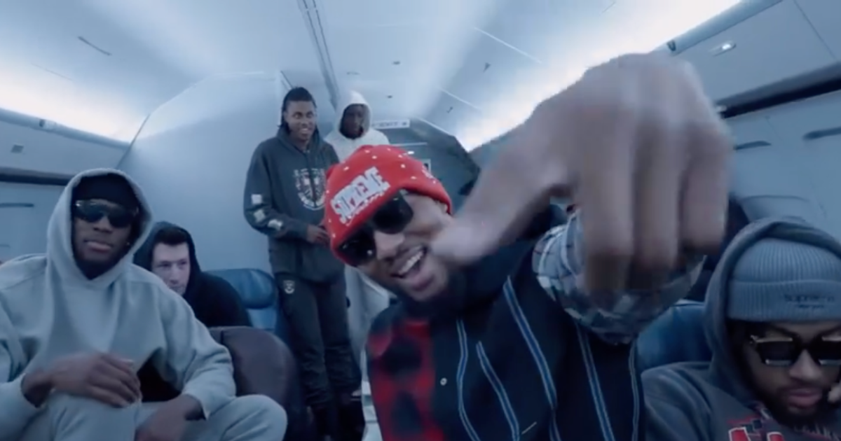 Damian Lillard Records Rap Video While Stuck On Plane With Portland ...
