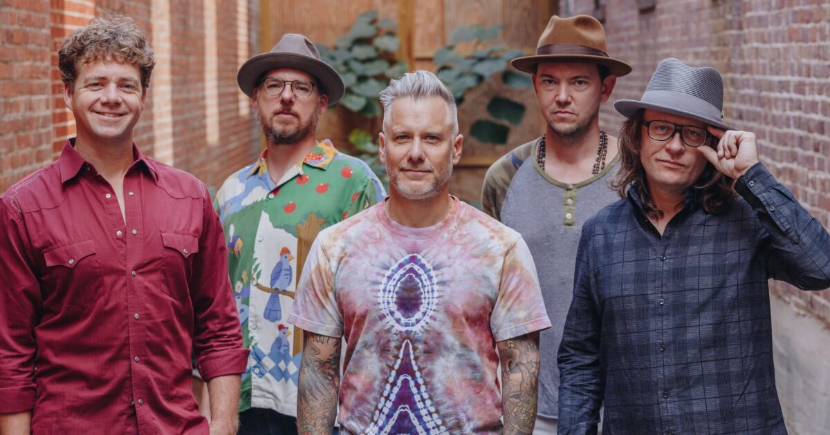 The Infamous Stringdusters Prep Tribute To Bluegrass Legends Flatt ...