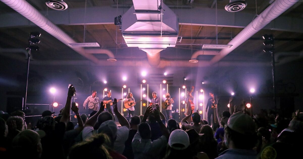 DelFest Details 2023 Late-Night Sets: Infamous Stringdusters, Kitchen ...