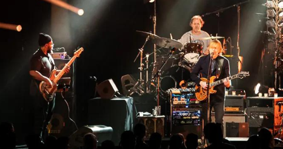 Trey Anastasio Announces Trio Shows With Jon Fishman & Dezron Douglas