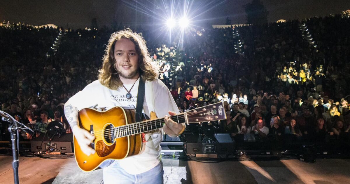 Meet Me At The Greek: Billy Strings Tears Through California On Weekend ...