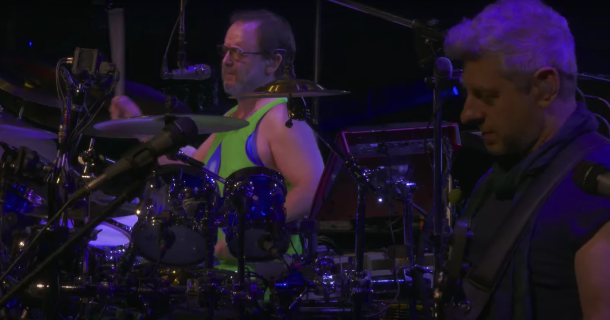 Phish Takes SPAC Over The Rainbow To Oz At First Of Two Flood Recovery ...