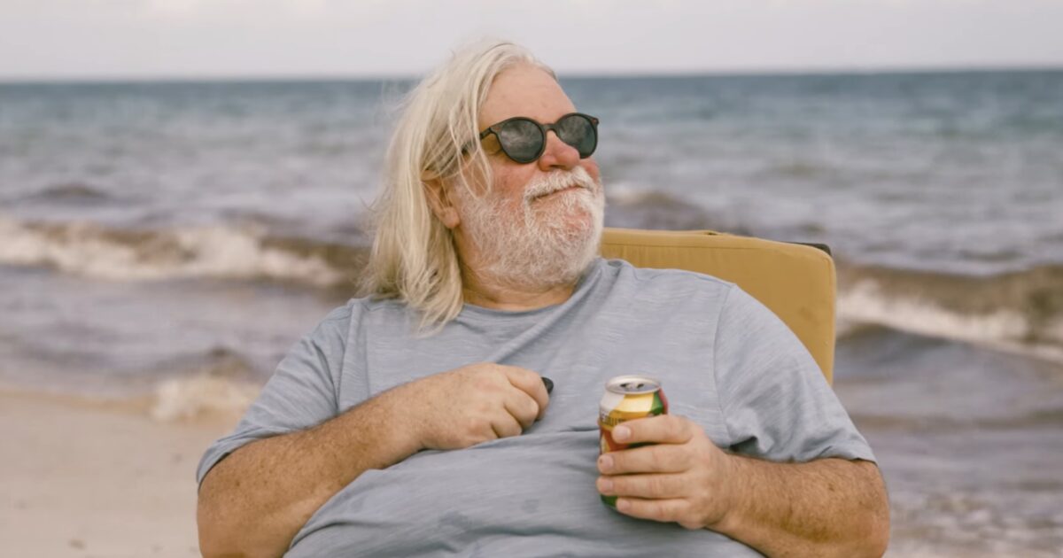 PREMIERE: The High Hawks Deliver A Snowbird Anthem On "Somewhere South ...