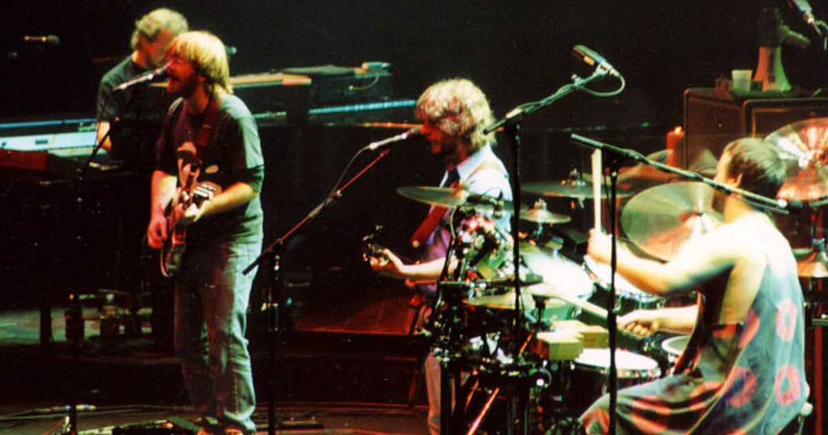 Phish To Revisit Famed ’97 Fall Tour With Six-CD ‘The Spectrum '97’ Box ...