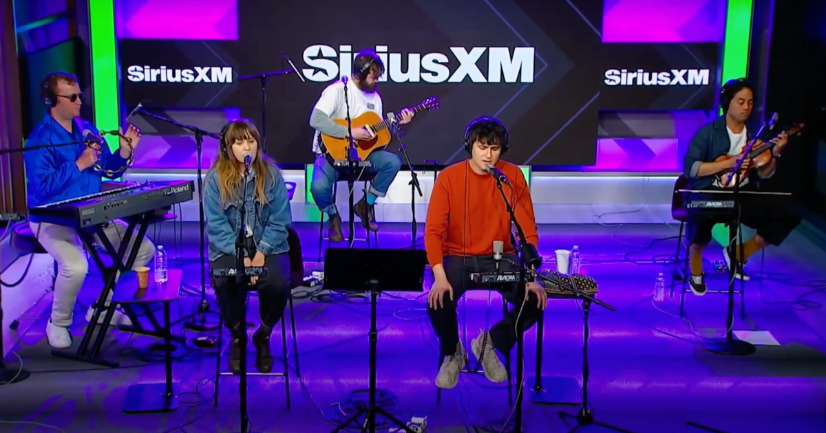 Vampire Weekend Puts A Fresh Spin On Grateful Dead Staple "Peggy-O" [Watch]