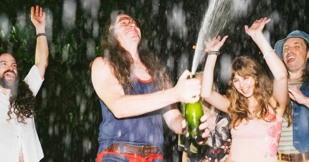 Circles Around The Sun & Mikaela Davis Release Collaborative EP 'After Sunrise' [Stream]