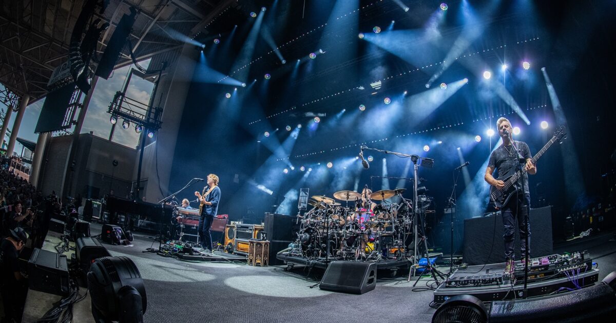 Phish Closes Noblesville Run With 4-Song Second Set, 31-Minute "Ghost ...