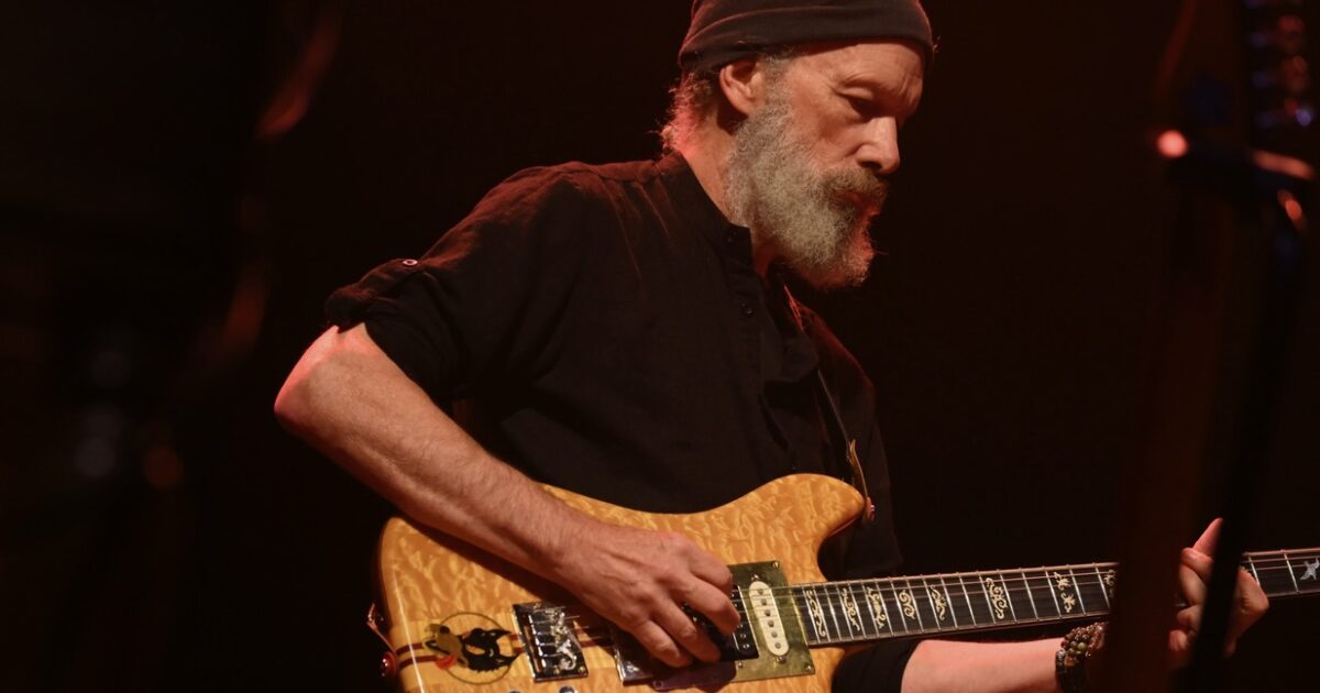 Steve Kimock To Receive Jerry Garcia "Wolf" Guitar Recreation At Zero's ...
