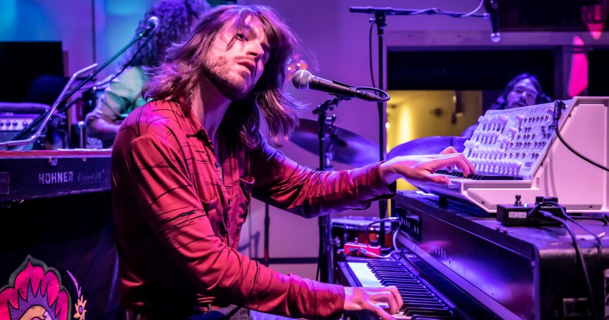 Neal Francis Finds The Groove For First New Song In 2 Years, "Back It ...