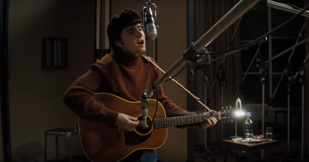Timothée Chalamet Talks Singing Live To Camera In New Bob Dylan Biopic ...