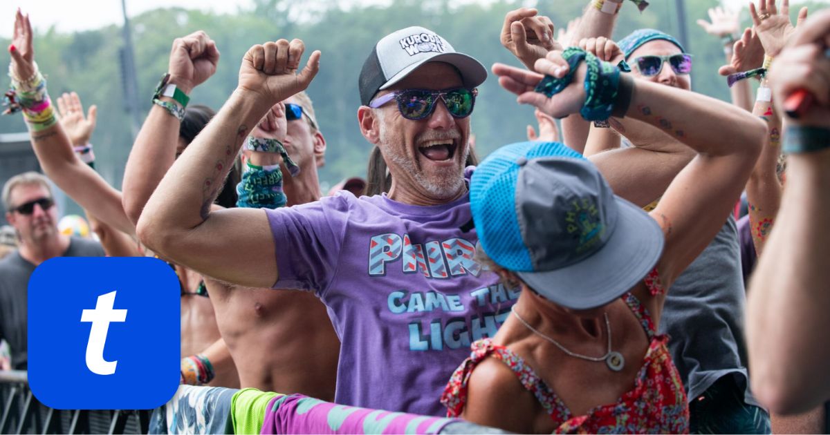 Ticketmaster To Offer "Dudes In The Front Row" Rail-Rider Tickets